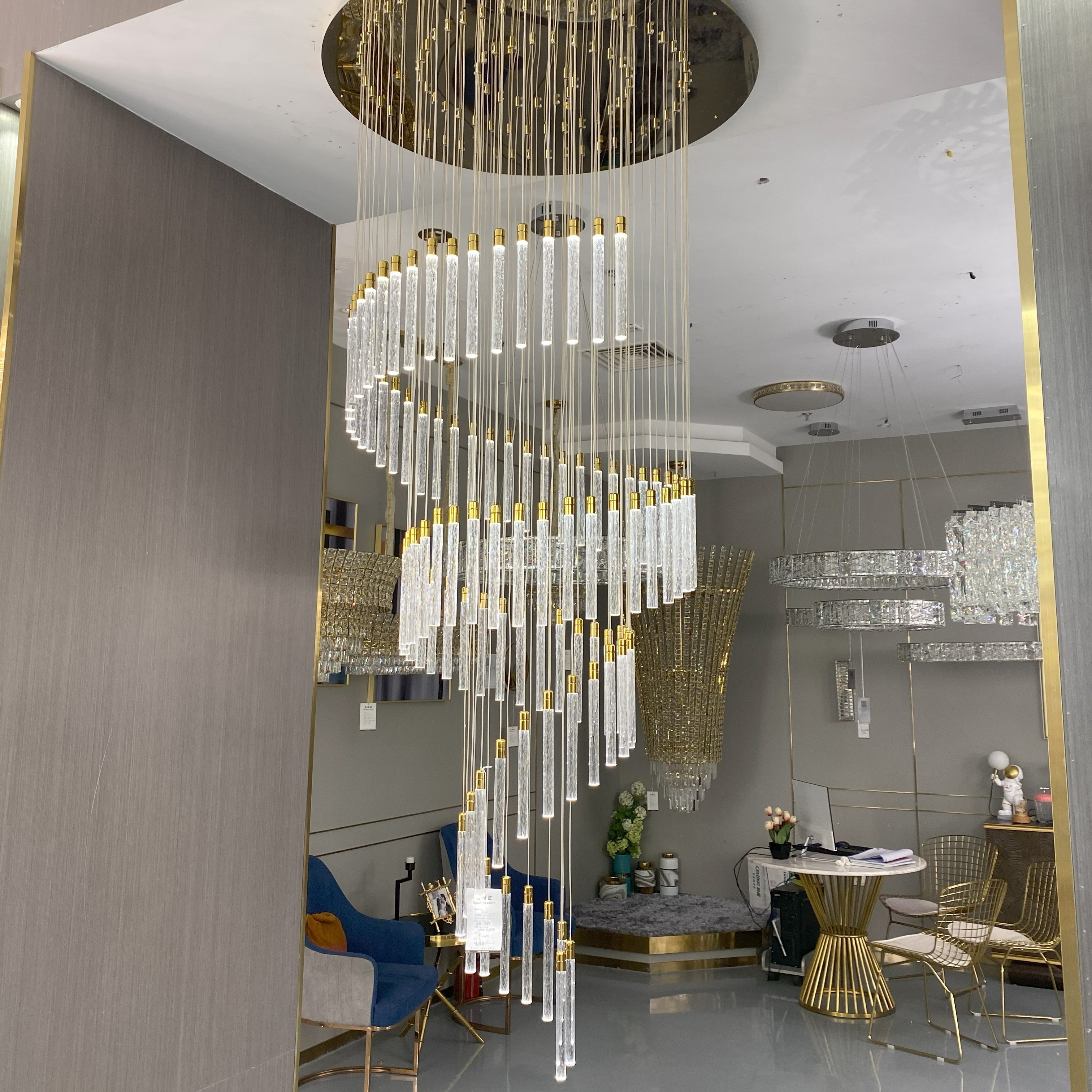 Modern Spiral Bubble Crystal Glass Rods Chandelier in Champagne Gold F